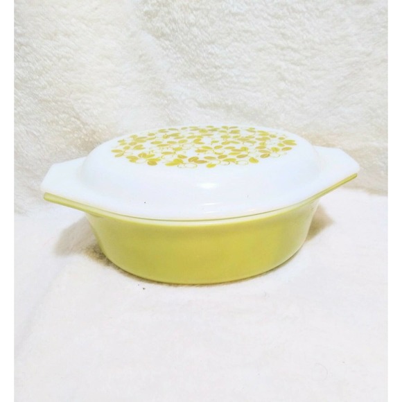 Pyrex | Kitchen | Pyrex Oval Casserole Dish Verde Olive Green Lid ...